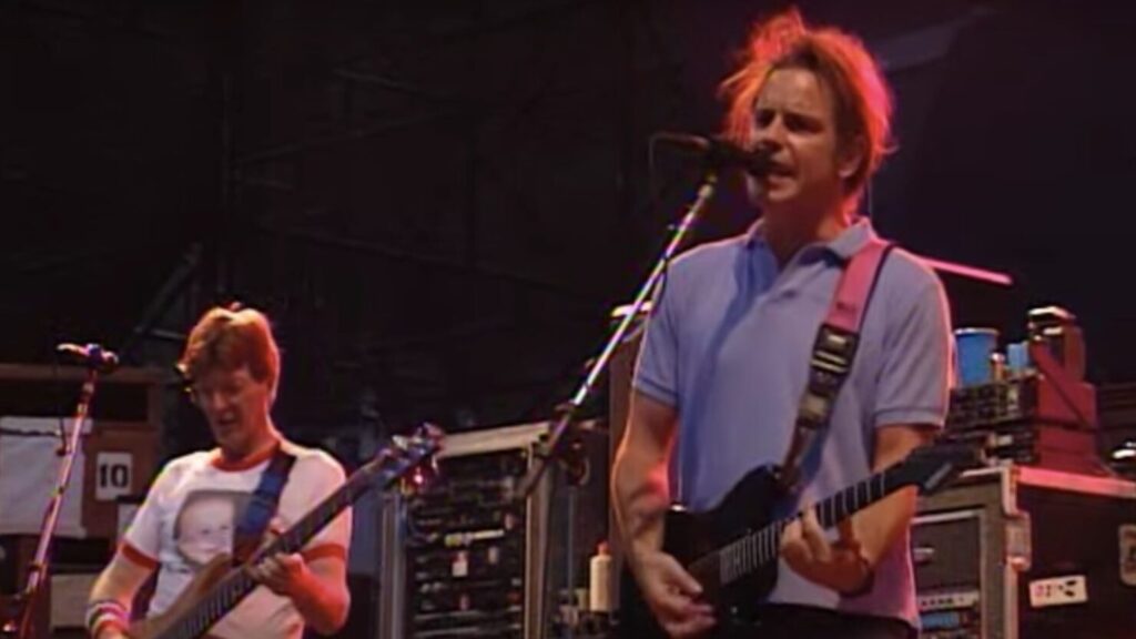 Regardez Grateful Dead Rope Une paire de chansons de cowboy en 1990 ...