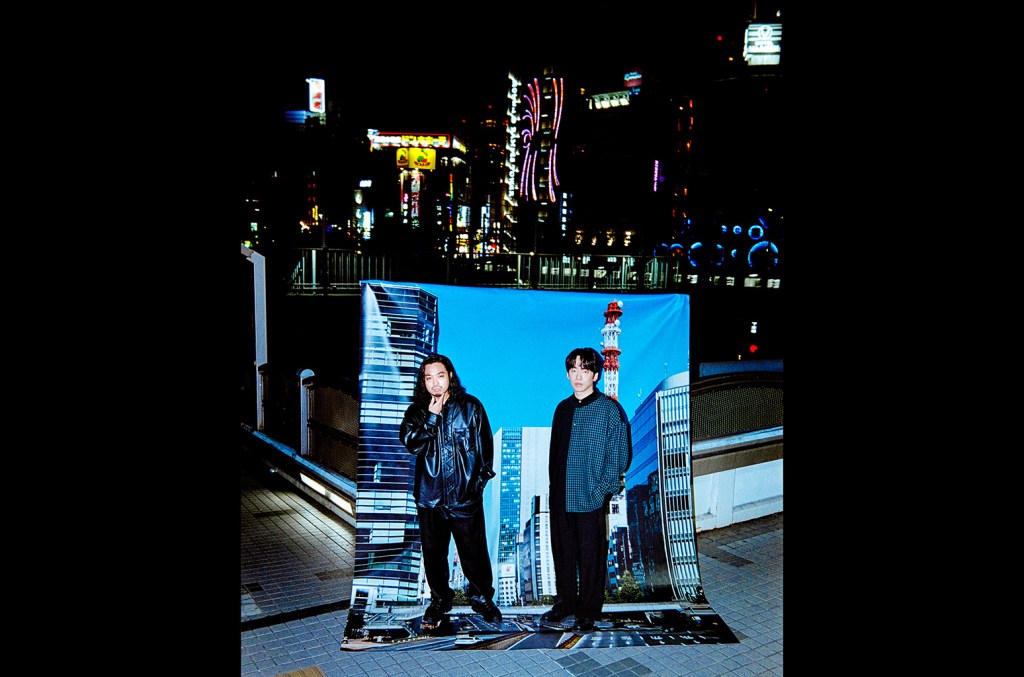 "Bling-Bang-Bang-Born" de Creepy Nuts reste n°1 du Japan Hot 100 pour ...