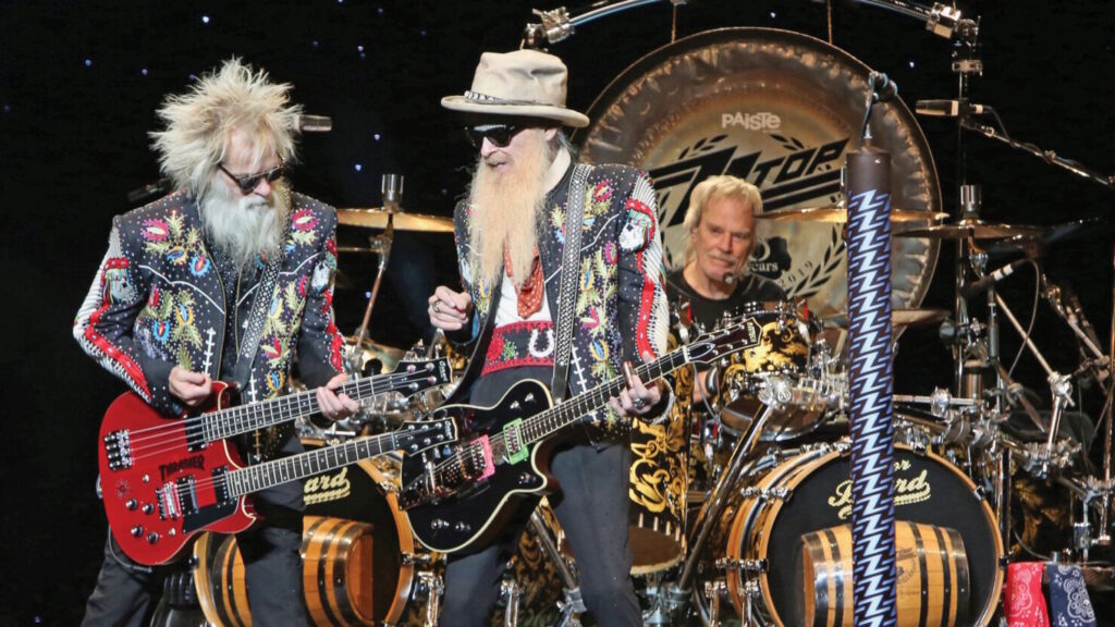 Frank Beard rejoint ZZ Top pour la tournée nord-américaine - La Galerie ...